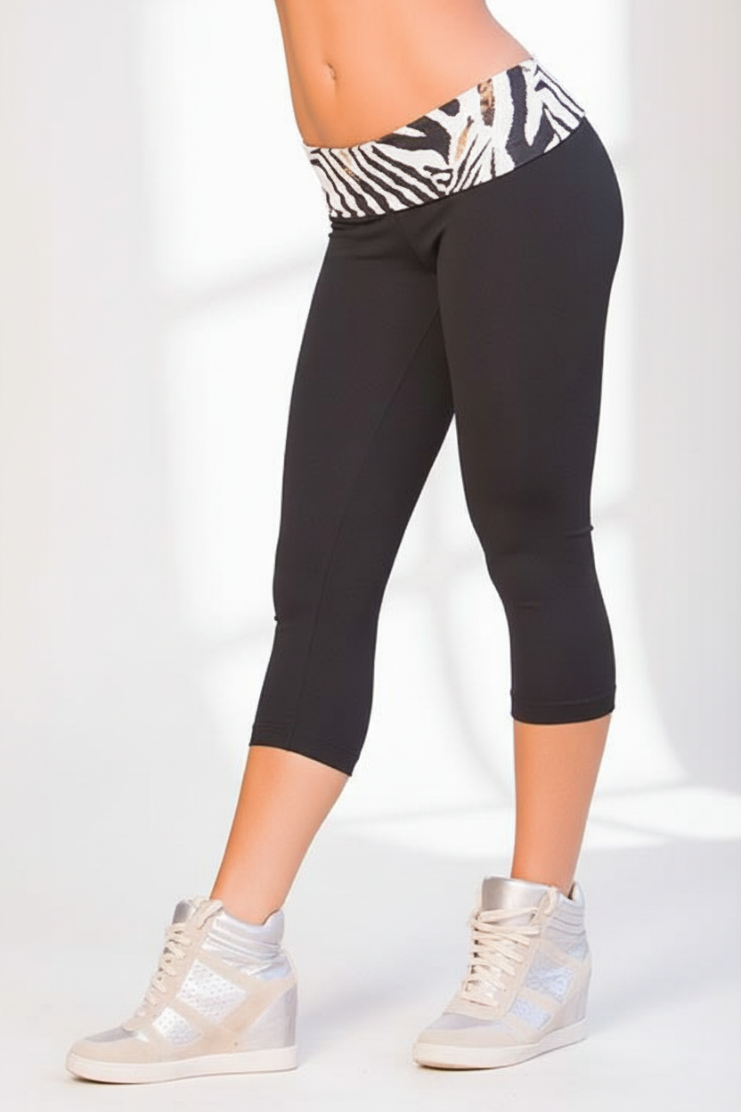 Mid Rise Foldover Capri Kenya Print | Body Brazil